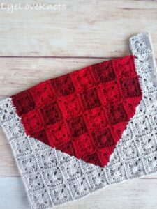 Heart Pixel Art Square - Free Crochet Pattern - EyeLoveKnots