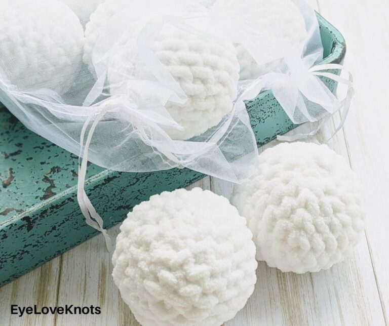 Indoor Snowball Fight - Free Crochet Pattern from Double Knotted ...