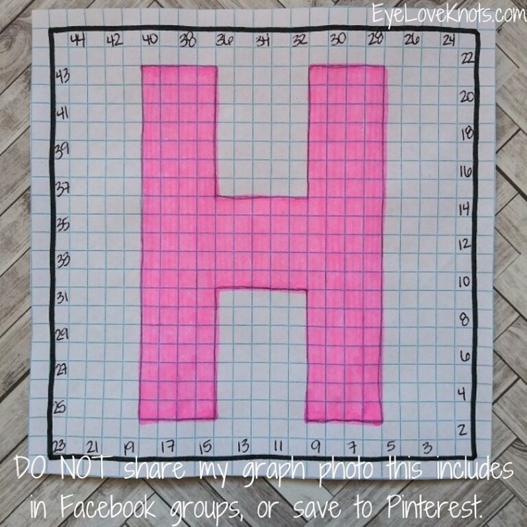 18" C2C Alphabet Square - Free Crochet Pattern - EyeLoveKnots