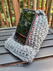 Tablet Wedge - Crochet Pattern Review - EyeLoveKnots