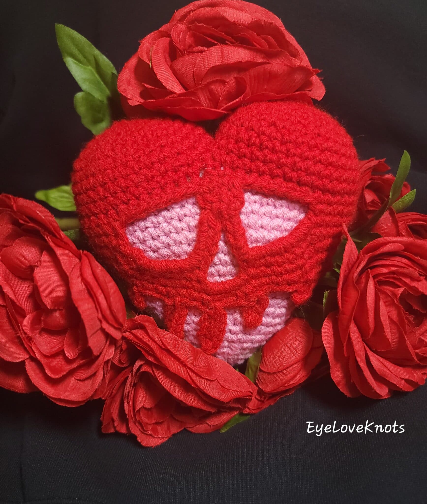Poisoned Heart - Crochet Pattern Review - EyeLoveKnots