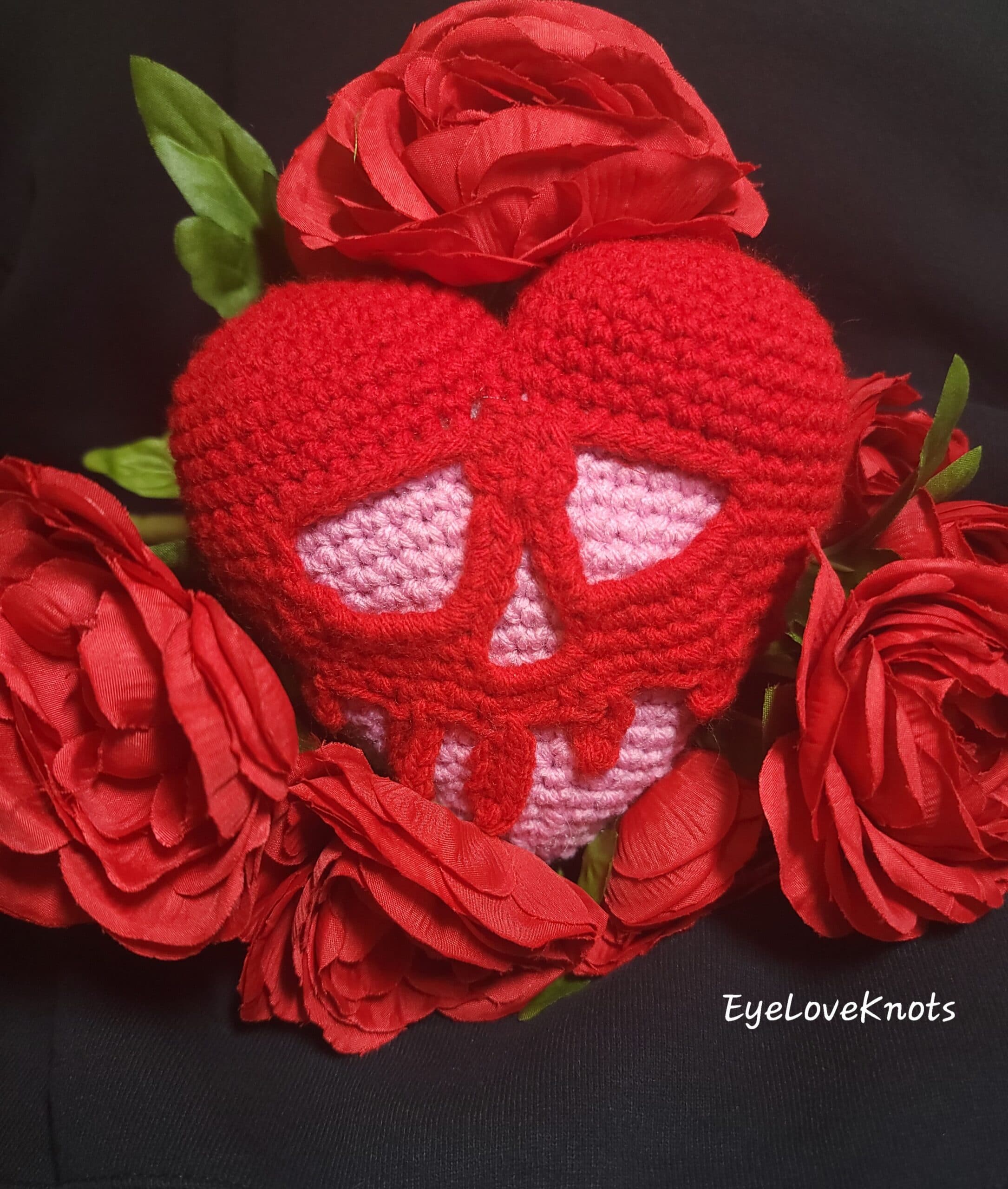 Poisoned Heart - Crochet Pattern Review - EyeLoveKnots
