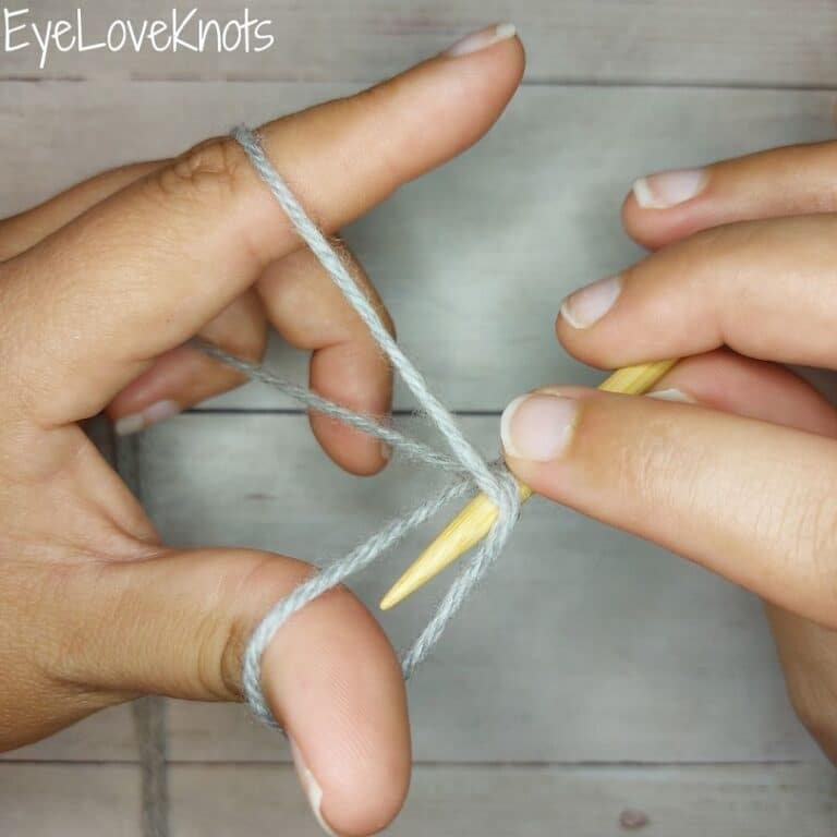 How to Knit a Long Tail Cast On - Photo Tutorial - EyeLoveKnots