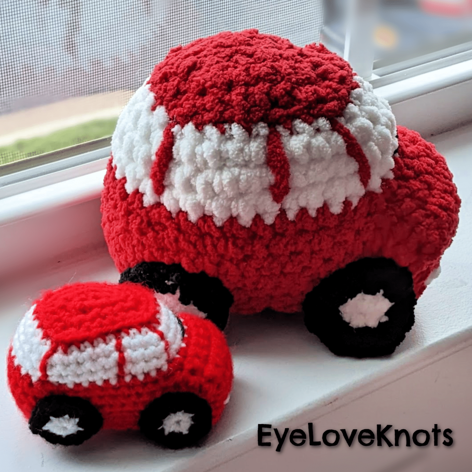 Mini Car - Crochet Pattern Review - EyeLoveKnots
