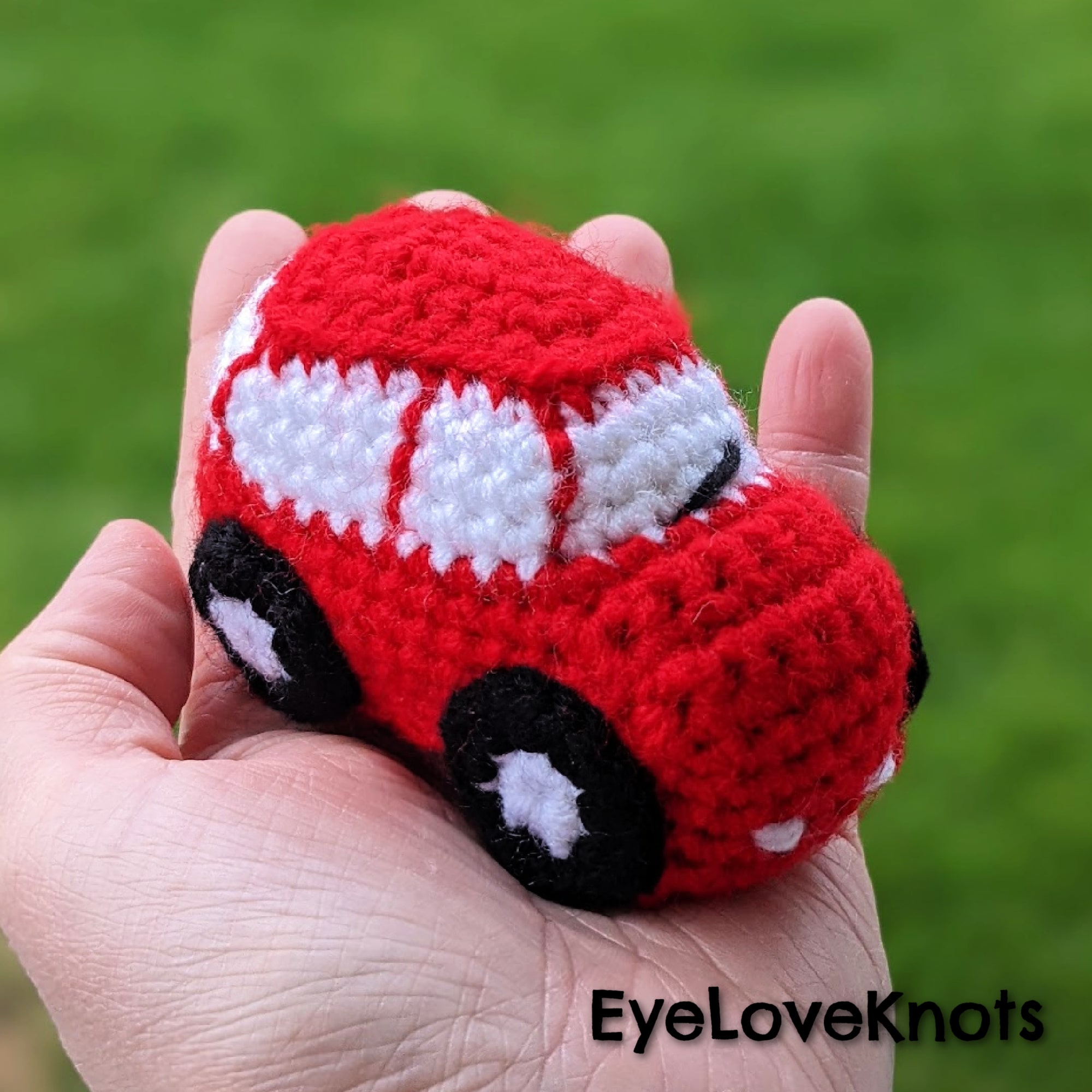 Mini Car - Crochet Pattern Review - EyeLoveKnots
