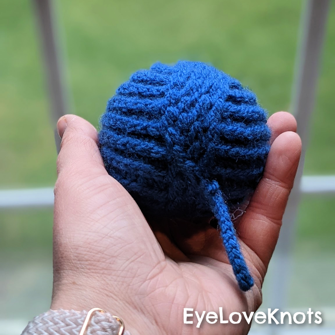 Yarn Ball Stress Reliever - Crochet Pattern Review - EyeLoveKnots