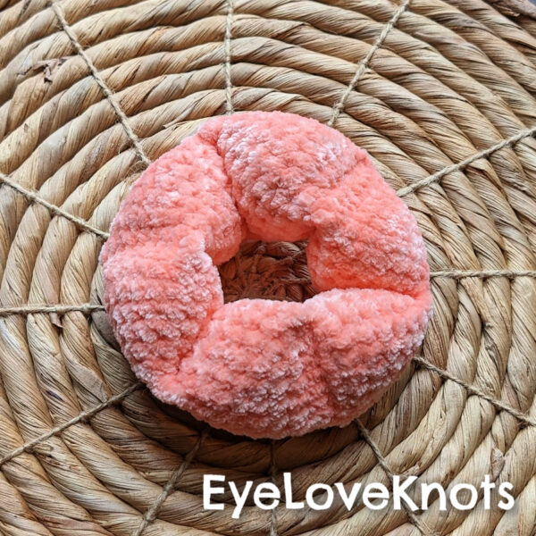 Flexagon Amigurumi - Crochet Fidget Toy Pattern Review - EyeLoveKnots