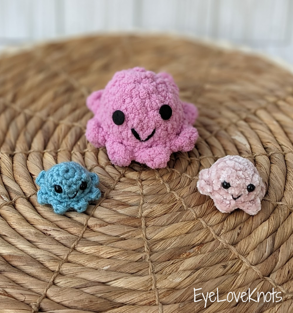 Ollie the Mini Octopus - Crochet Pattern Review - EyeLoveKnots