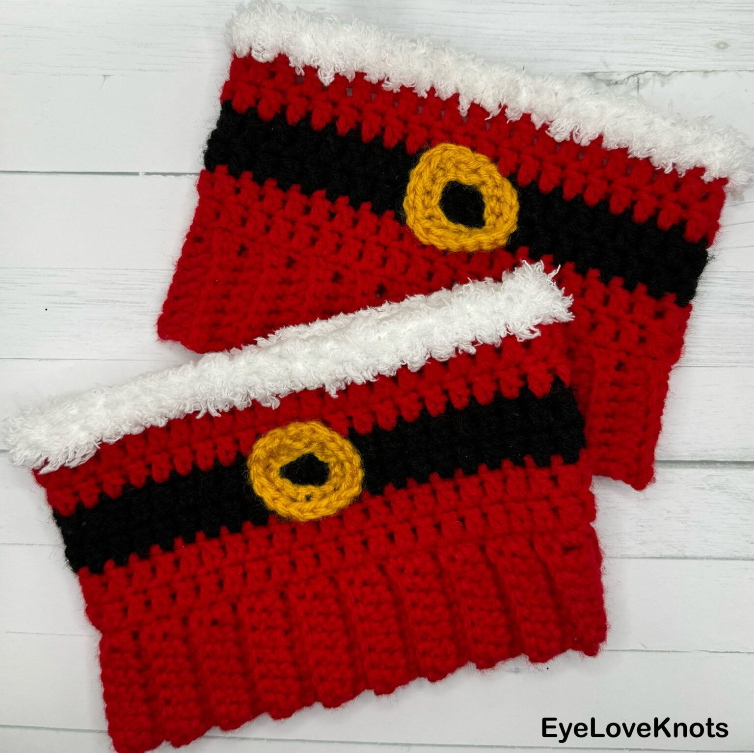 Santa Claus Boot Cuffs - Crochet Pattern Review - EyeLoveKnots