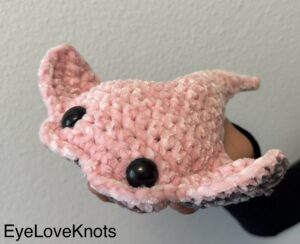 Pacific Disc Stingray - Crochet Pattern Review - EyeLoveKnots