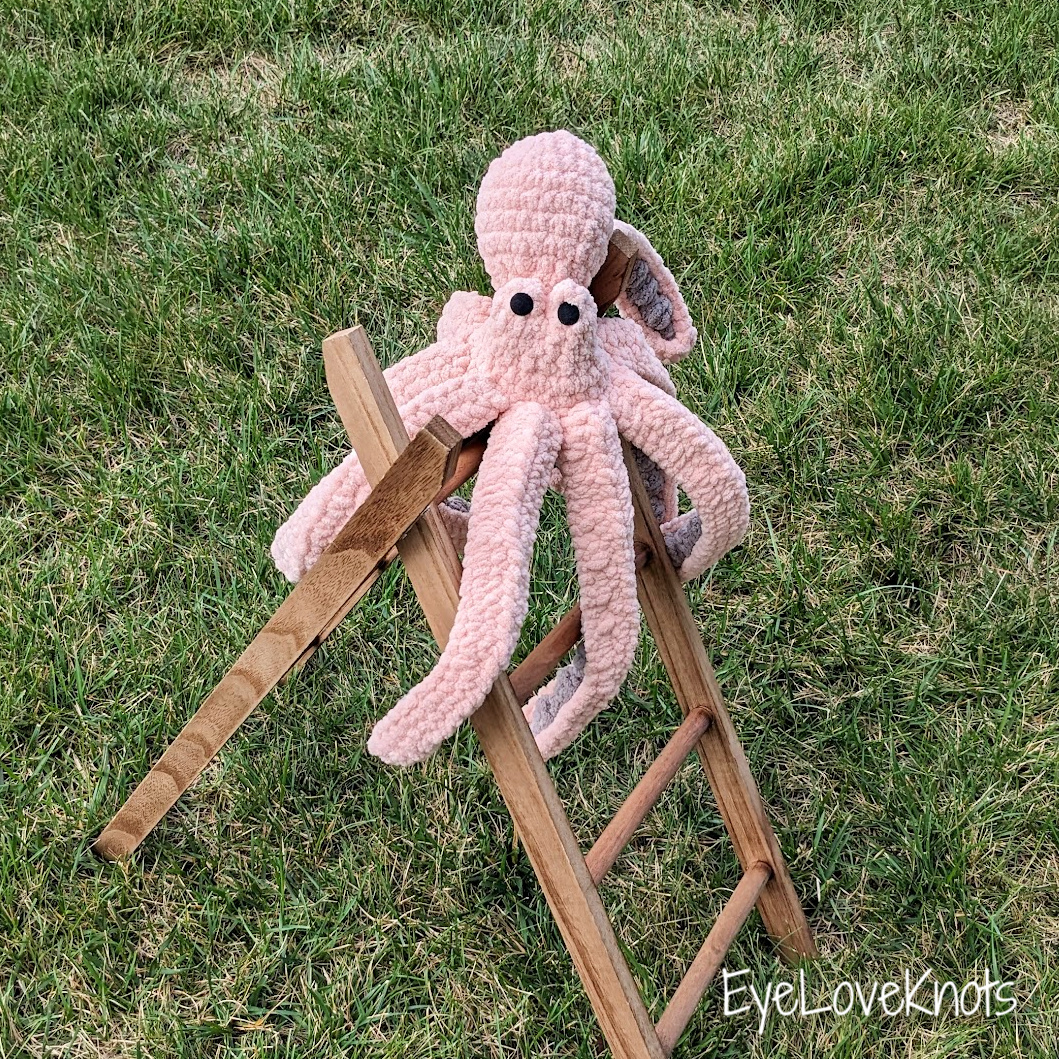 Anchor the Octopus - Crochet Pattern Review - EyeLoveKnots