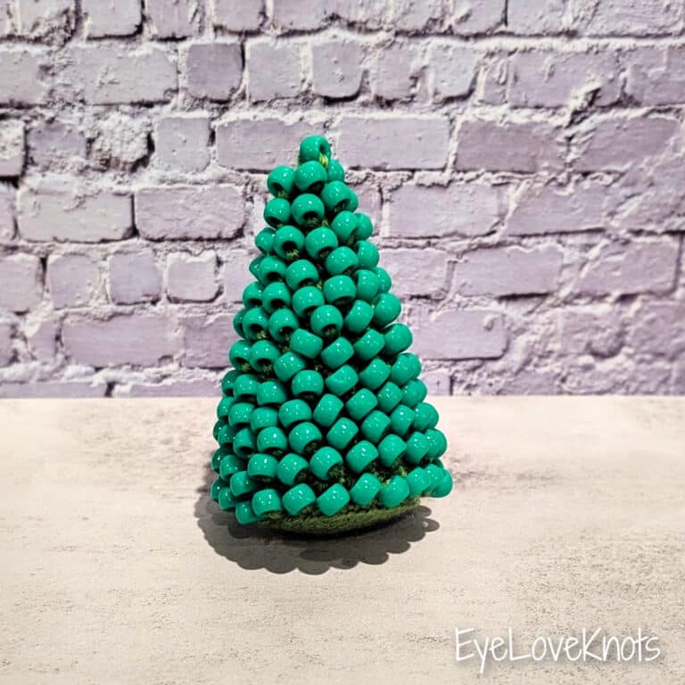 Beaded Fidget Christmas Trees - Crochet Pattern Review - EyeLoveKnots