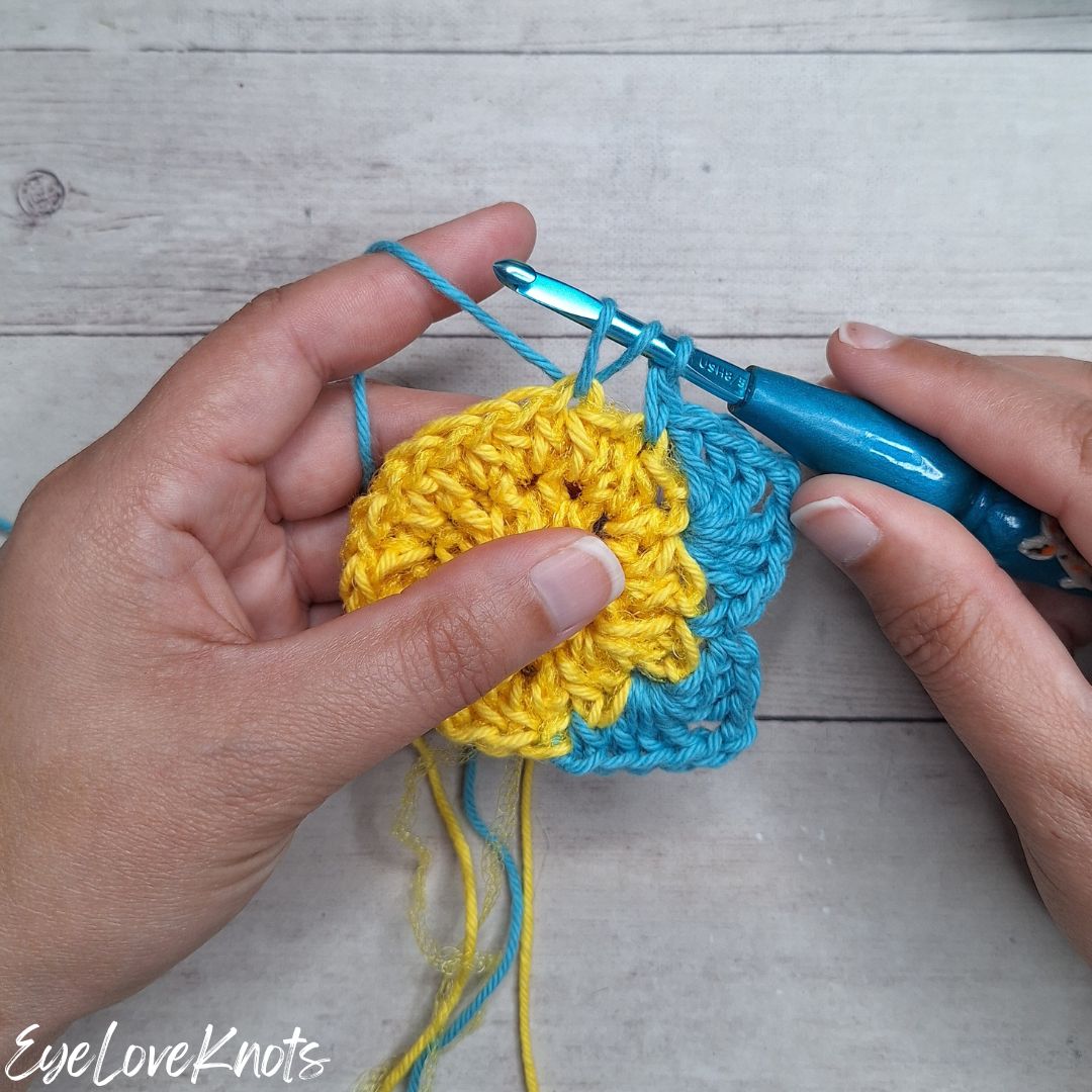 Crochet Flower Scrubbie Free Pattern | Delilah Scrubbie Free Crochet ...